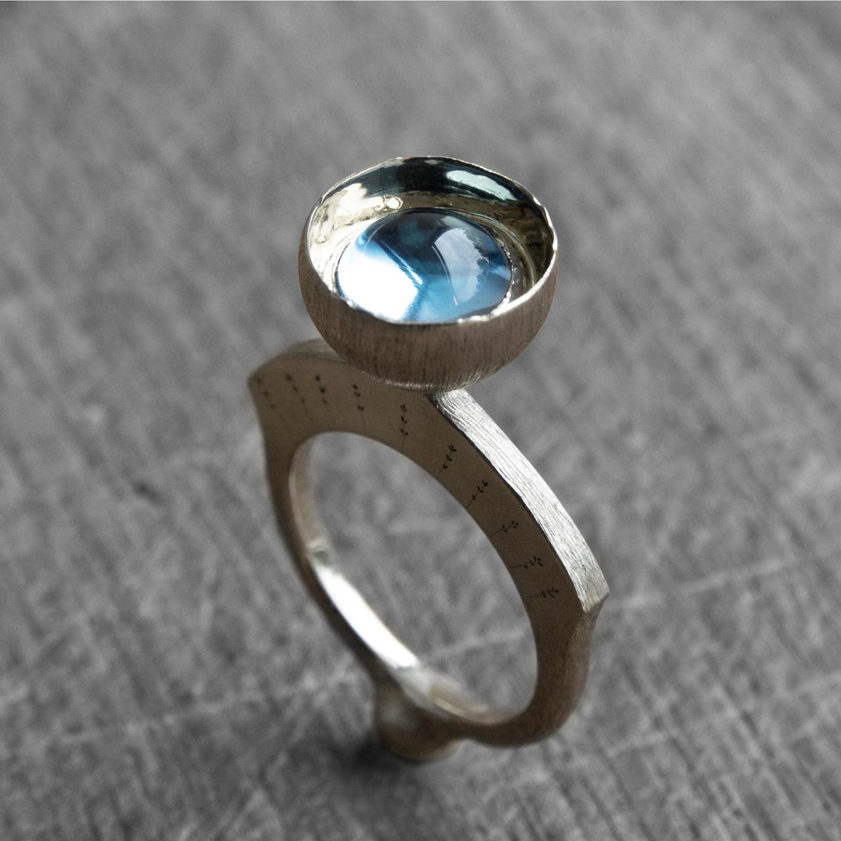 Žiedas "Raskila" – Du Gluosniai